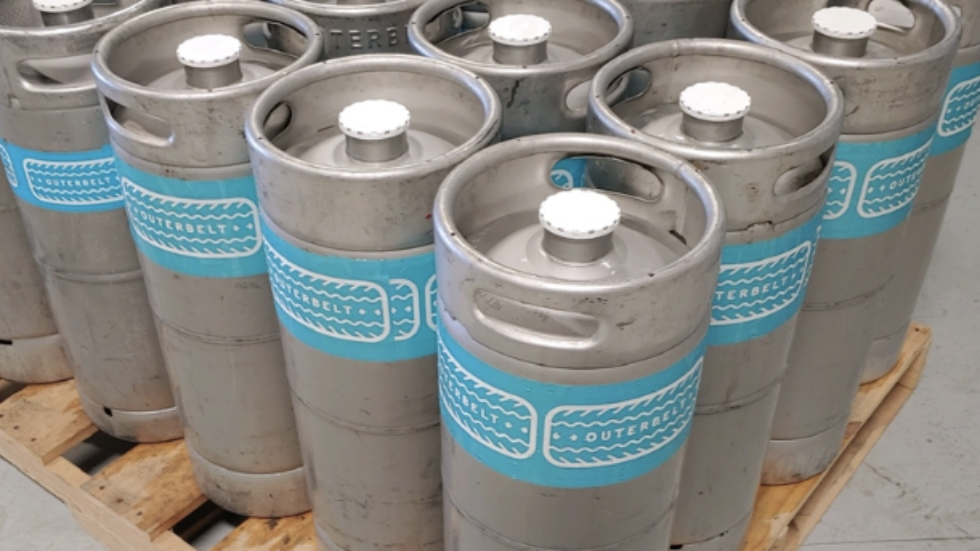 Custom Beer Keg Wraps for Breweries | Blue Label Packaging